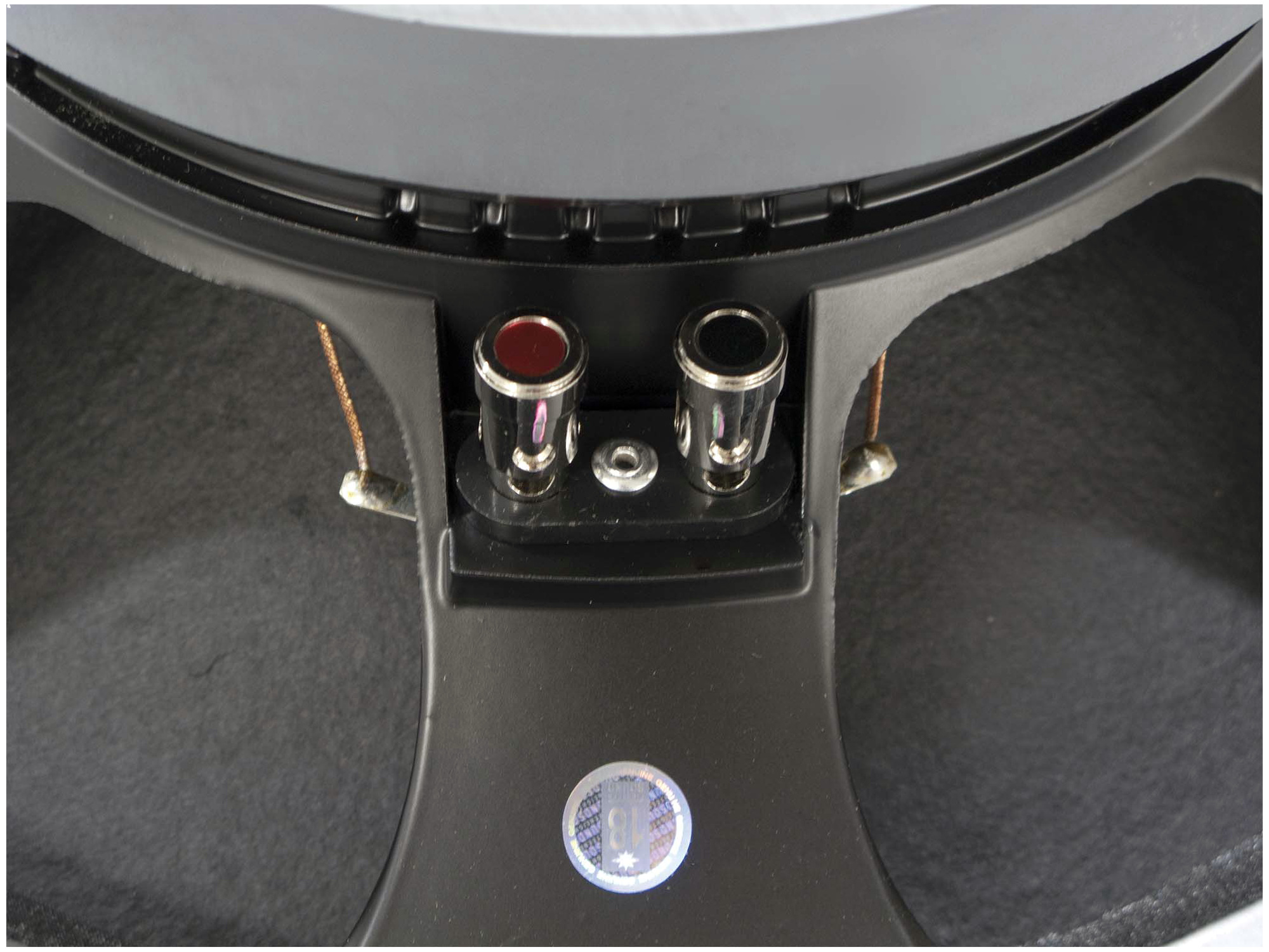 Eighteen Sound 15MB1000 - 15" Mid Bass